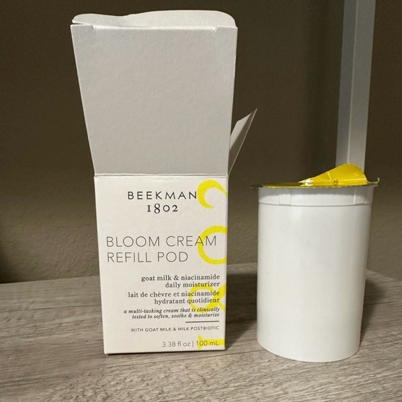 Beekman 1802 | Skincare | Beekman 82 Supersize Bloom Cream Moisturizer ...